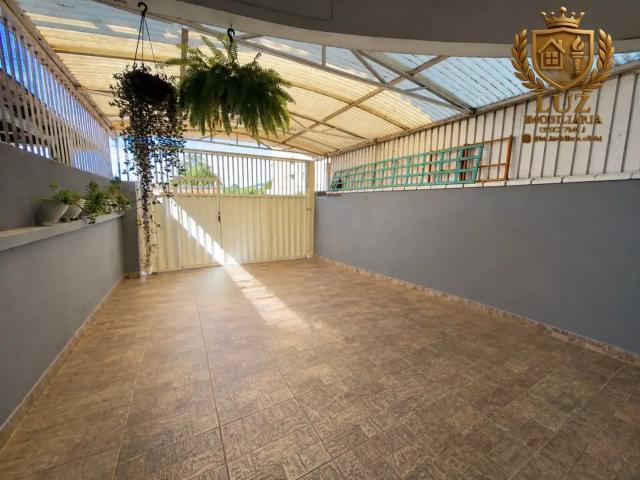 Casa / Sobrado para Venda em Camboriú/SC Centro 2 Quartos