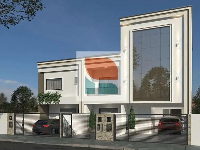 Casa / Sobrado para Venda em Camboriú/SC Centro 3 Quartos