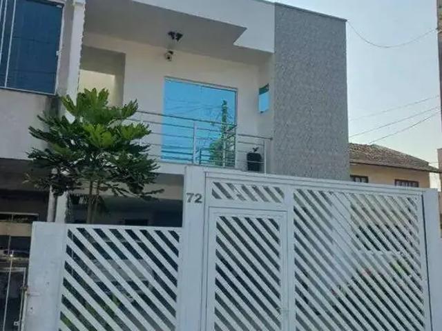 Casa / Sobrado para Venda em Camboriú/SC Centro 3 Quartos