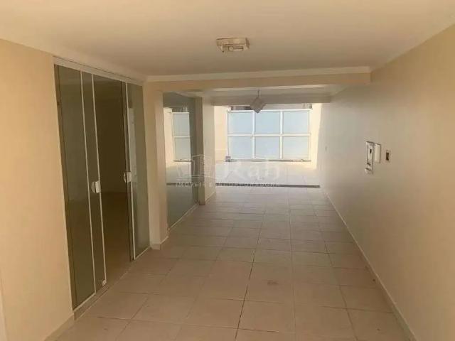 Casa / Sobrado para Venda em Camboriú/SC Centro 3 Quartos