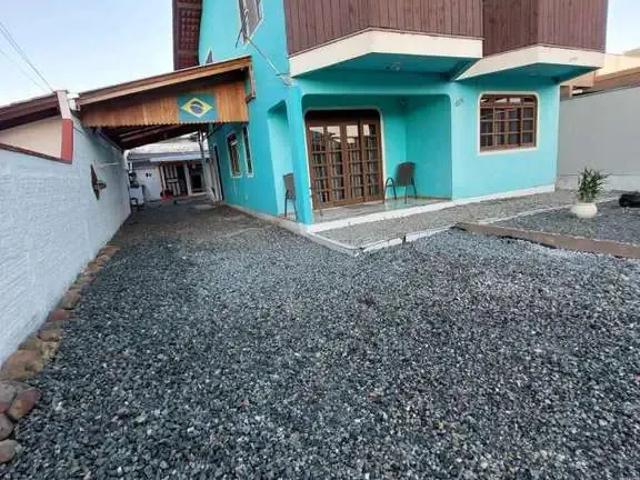 Casa / Sobrado para Venda em Camboriú/SC Lídia Duarte 4 Quartos