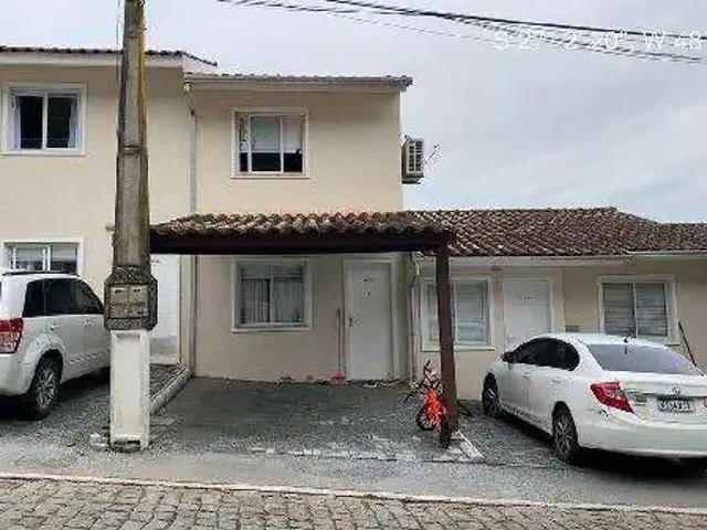 Casa / Sobrado para Venda em Camboriú/SC Lídia Duarte 2 Quartos