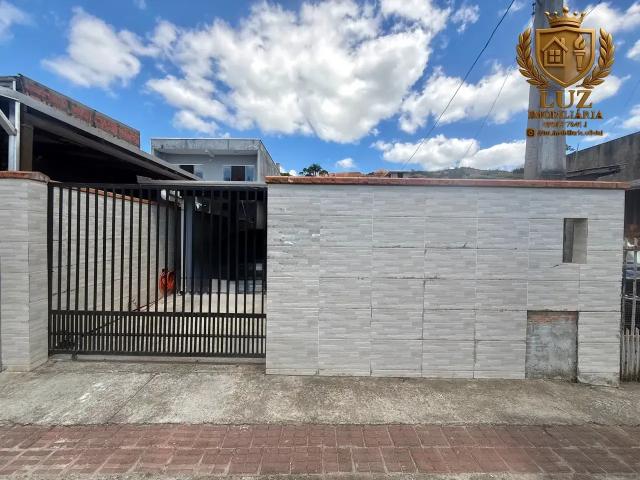 Casa / Sobrado para Venda em Camboriú/SC Lídia Duarte 3 Quartos