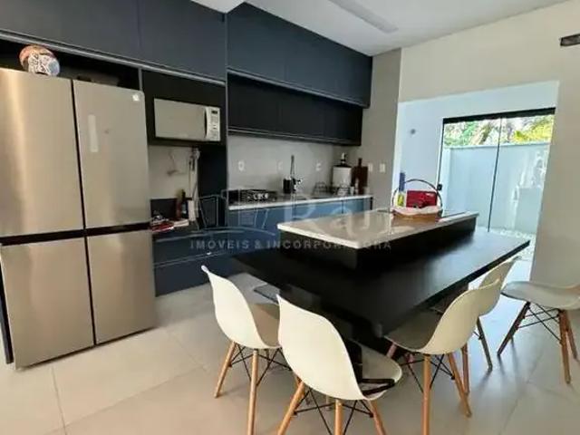 Casa / Sobrado para Venda em Camboriú/SC Rio Pequeno 3 Quartos