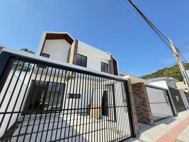 Casa / Sobrado para Venda em Camboriú/SC São Francisco de Assis 3 Quartos