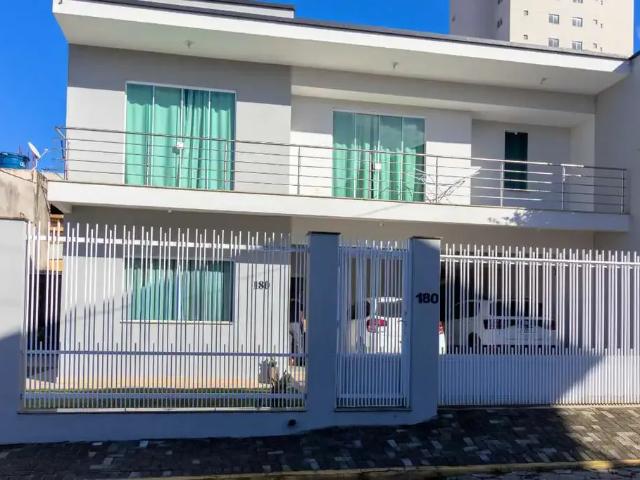 Casa / Sobrado para Venda em Camboriú/SC São Francisco de Assis 3 Quartos