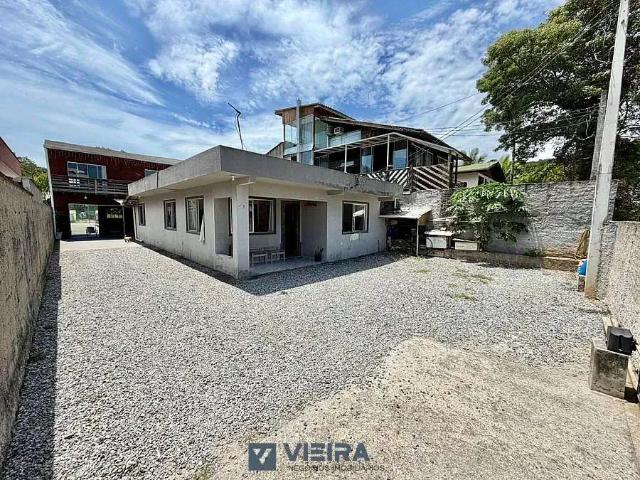 Casa / Sobrado para Venda em Camboriú/SC São Francisco de Assis