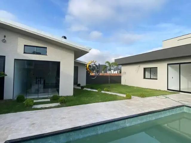 Casa / Sobrado para Venda em Camboriú/SC Santa Regina 5 Quartos