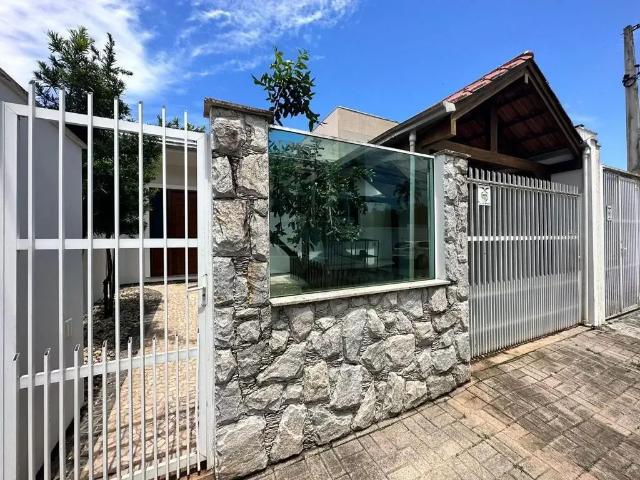 Casa / Sobrado para Venda em Camboriú/SC Santa Regina 2 Quartos
