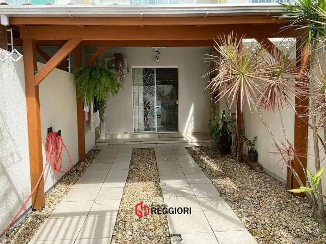 Casa / Sobrado para Venda em Camboriú/SC Santa Regina 2 Quartos