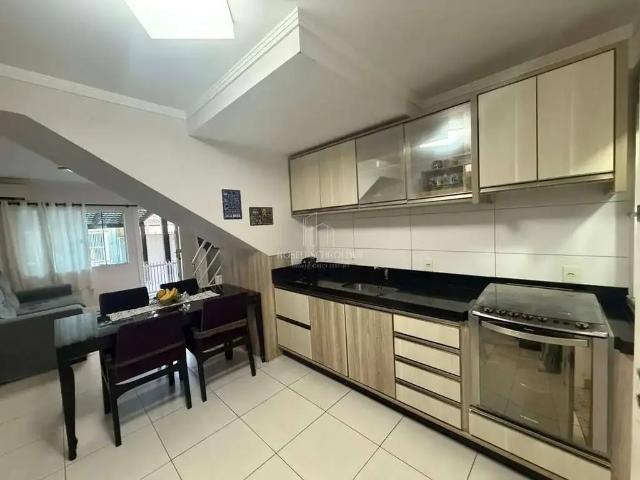 Casa / Sobrado para Venda em Camboriú/SC Santa Regina 2 Quartos