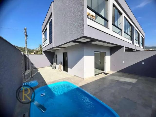 Casa / Sobrado para Venda em Camboriú/SC Santa Regina 3 Quartos