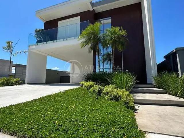 Casa / Sobrado para Venda em Camboriú/SC Santa Regina 3 Quartos