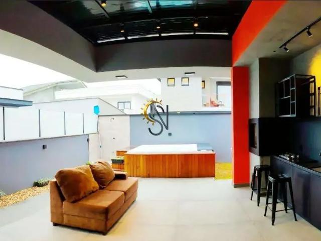 Casa / Sobrado para Venda em Camboriú/SC Santa Regina 3 Quartos