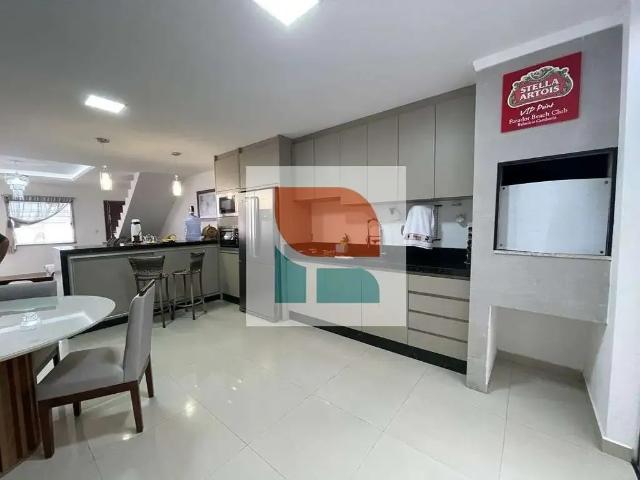 Casa / Sobrado para Venda em Camboriú/SC Tabuleiro 3 Quartos