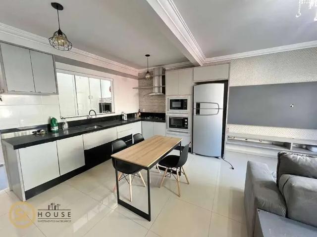Casa / Sobrado para Venda em Camboriú/SC Tabuleiro 3 Quartos