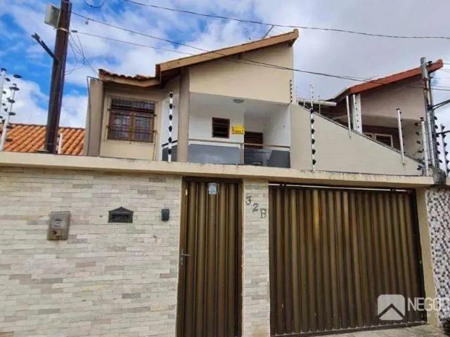 Casa / Sobrado para Venda em Campina Grande/PB Itararé 4 Quartos