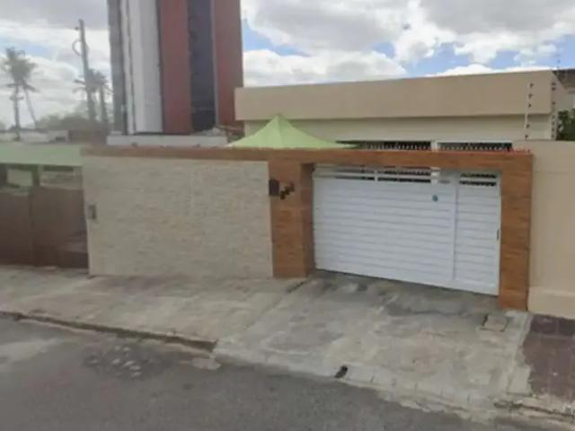 Casa / Sobrado para Venda em Campina Grande/PB Prata 5 Quartos