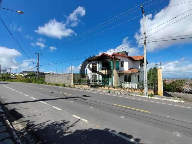 Casa / Sobrado para Venda em Campina Grande/PB Universitário 5 Quartos