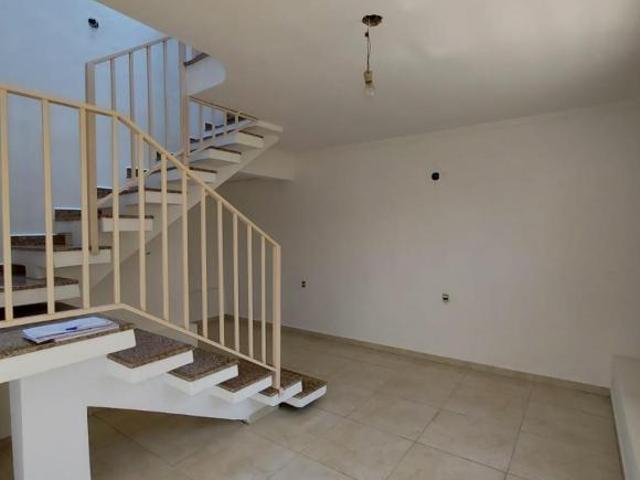 Casa / Sobrado para Venda em Campinas, Parque Jambeiro, 3 dormitórios, 2 suítes, 1 banheiro, 2 vagas