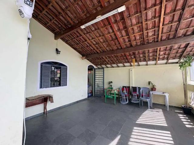 Casa / Sobrado para Venda em Campinas/SP Conjunto Habitacional Parque Itajaí 4 Quartos