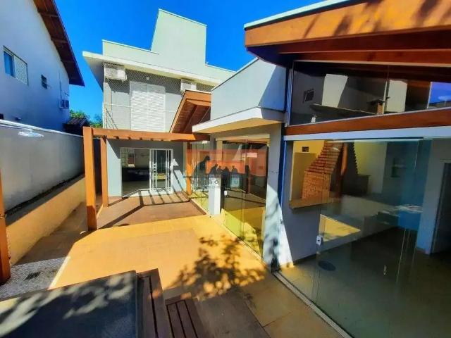 Casa / Sobrado para Venda em Campinas/SP Fazenda Santa Cândida 3 Quartos