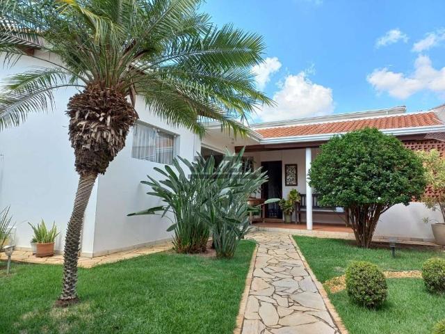 Casa / Sobrado para Venda em Campinas/SP Jardim Chapadão 4 Quartos
