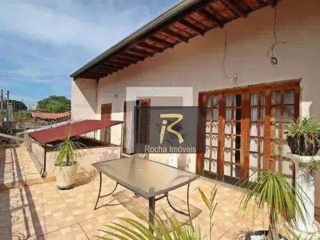 Casa / Sobrado para Venda em Campinas/SP Jardim Itatiaia 4 Quartos