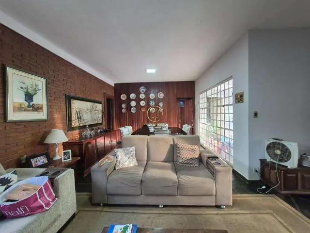 Casa / Sobrado para Venda em Campinas/SP Jardim São Carlos 4 Quartos