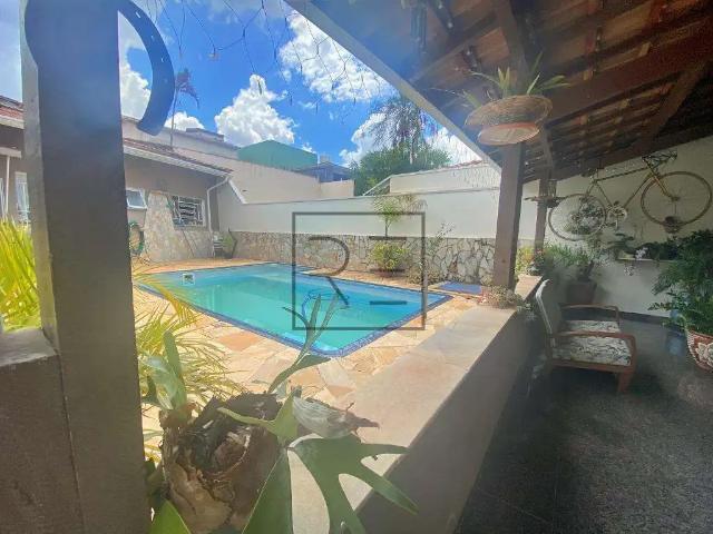 Casa / Sobrado para Venda em Campinas/SP Jardim São Carlos 4 Quartos