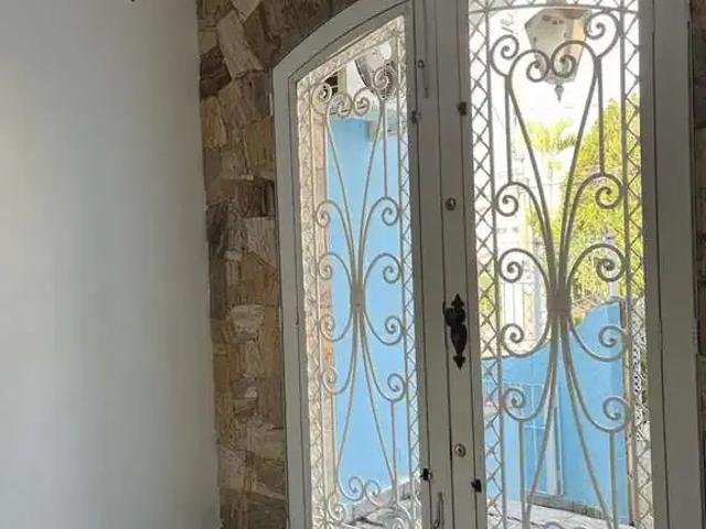 Casa / Sobrado para Venda em Campinas/SP Parque Taquaral 4 Quartos