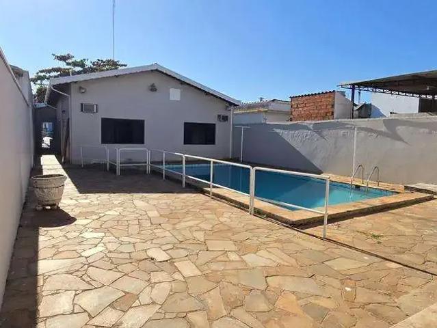 Casa / Sobrado para Venda em Campinas/SP Parque Taquaral 3 Quartos