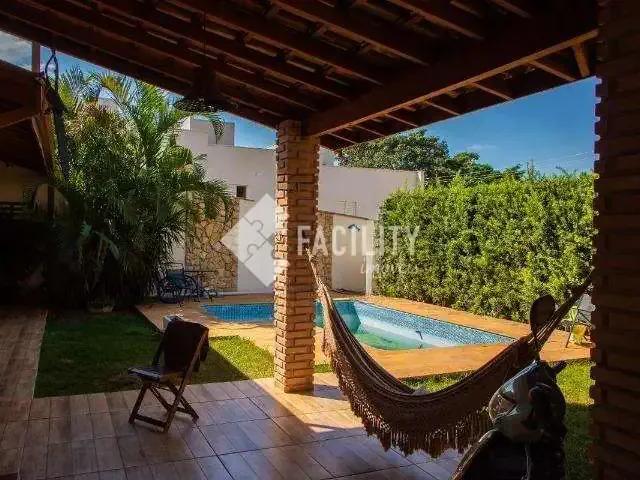 Casa / Sobrado para Venda em Campinas/SP Parque Rural Fazenda Santa Cândida 2 Quartos