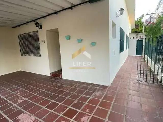 Casa / Sobrado para Venda em Campinas/SP Taquaral 3 Quartos