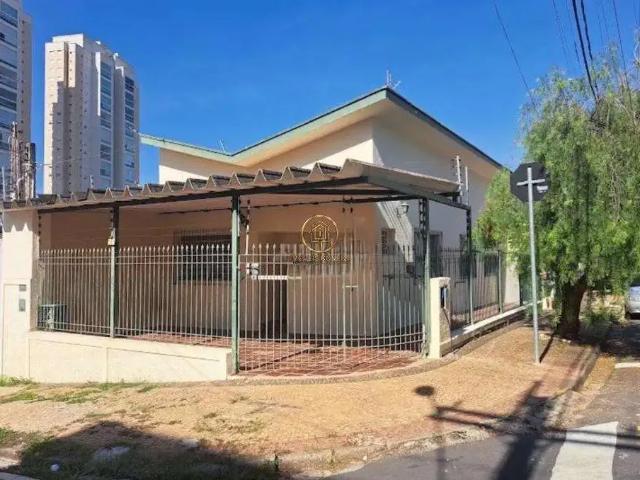 Casa / Sobrado para Venda em Campinas/SP Taquaral 3 Quartos