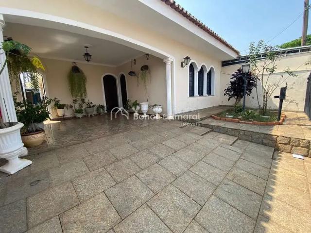 Casa / Sobrado para Venda em Campinas/SP Taquaral 3 Quartos