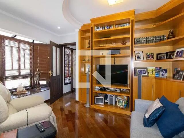 Casa / Sobrado para Venda em Campinas/SP Taquaral 4 Quartos
