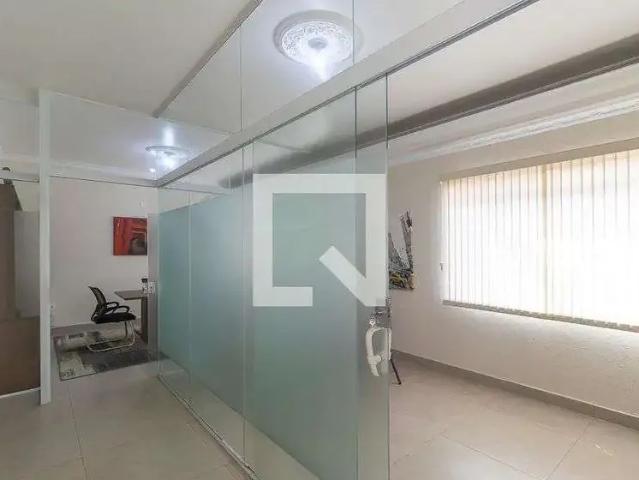 Casa / Sobrado para Venda em Campinas/SP Taquaral 4 Quartos