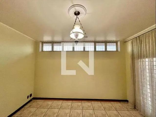 Casa / Sobrado para Venda em Campinas/SP Taquaral 4 Quartos