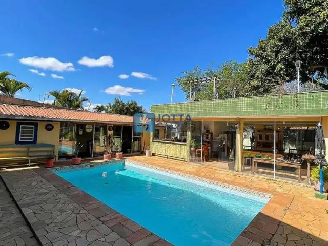 Casa / Sobrado para Venda em Campinas/SP Taquaral 5 Quartos
