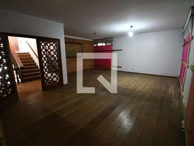 Casa / Sobrado para Venda em Campinas/SP Taquaral 5 Quartos