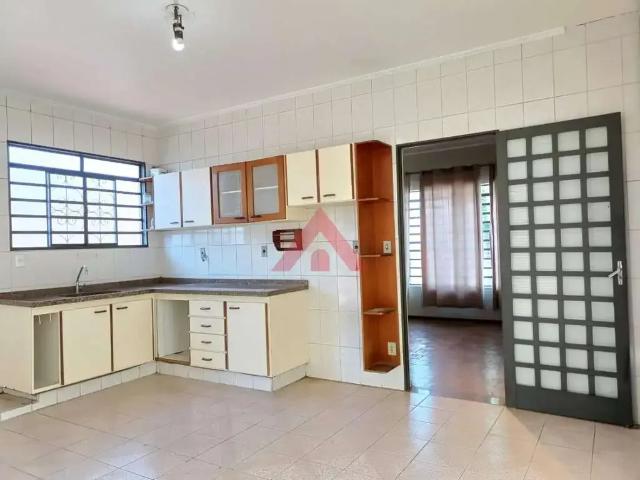 Casa / Sobrado para Venda em Campinas/SP Vila Paraíso 3 Quartos