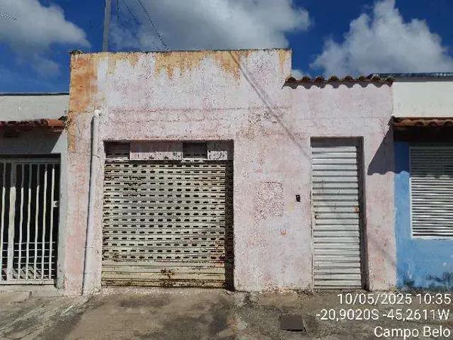 Casa / Sobrado para Venda em Campo Belo/MG Jardim América 2 Quartos