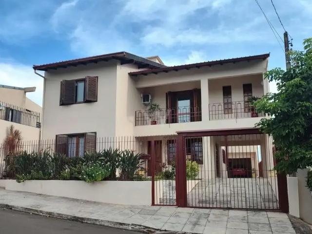 Casa / Sobrado para Venda em Campo Bom/RS Imigrante Sul 4 Quartos