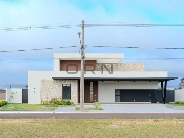 Casa / Sobrado para Venda em Campo Grande/MS Terras do Golfe 4 Quartos