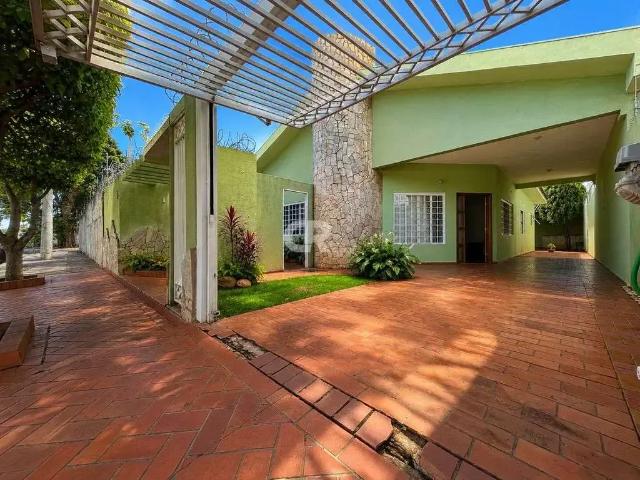 Casa / Sobrado para Venda em Campo Grande/MS Tiradentes 3 Quartos