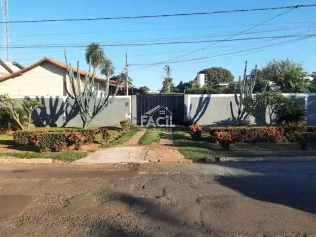 Casa / Sobrado para Venda em Campo Grande/MS Vila Taveirópolis 5 Quartos