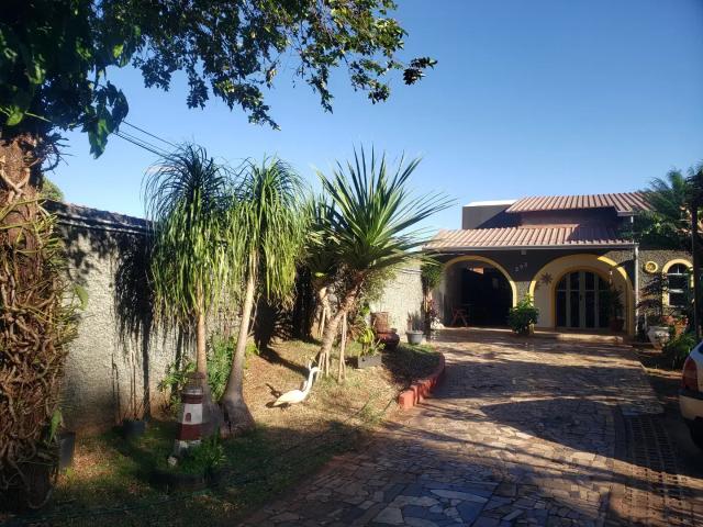 Casa / Sobrado para Venda em Campo Grande/MS Vila Taveirópolis 3 Quartos