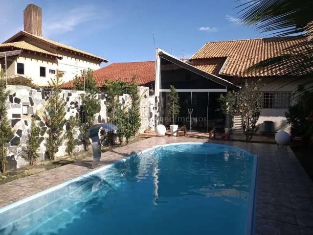 Casa / Sobrado para Venda em Campo Grande/MS Carandá Bosque 2 Quartos