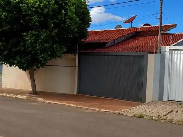 Casa / Sobrado para Venda em Campo Grande/MS Jardim São Lourenço 3 Quartos